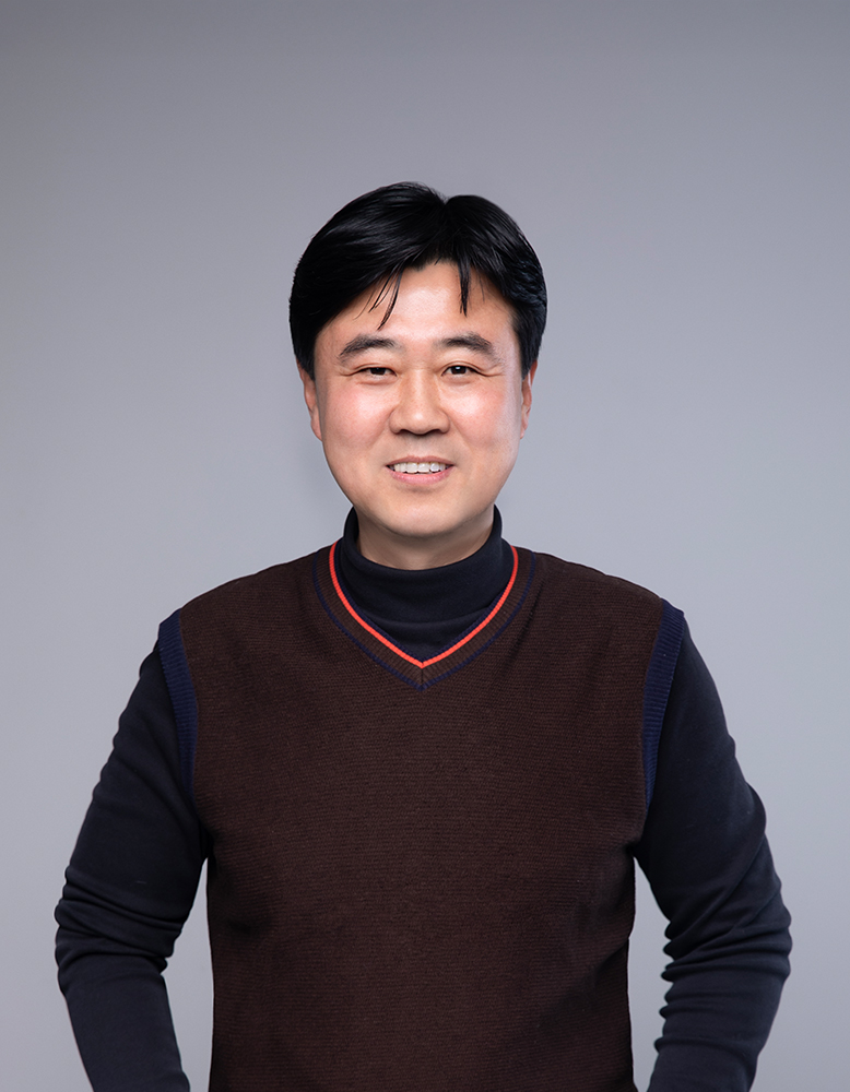 team_member_team_leader_01 - AnabatIC-semi